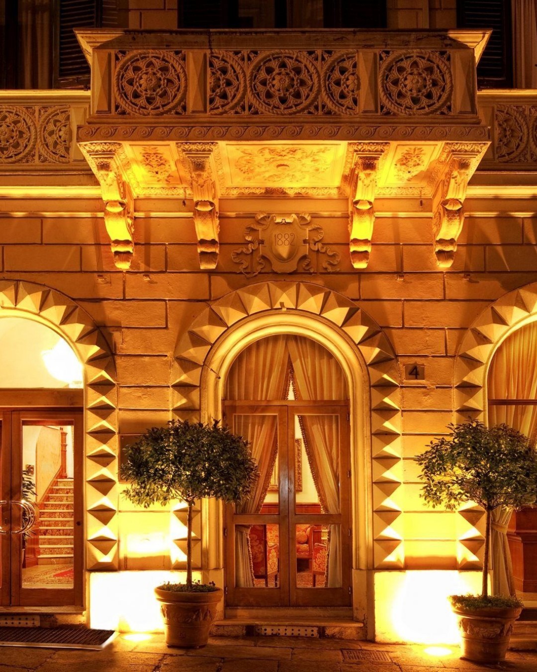 Official Website - Hotel Raffaello Rome